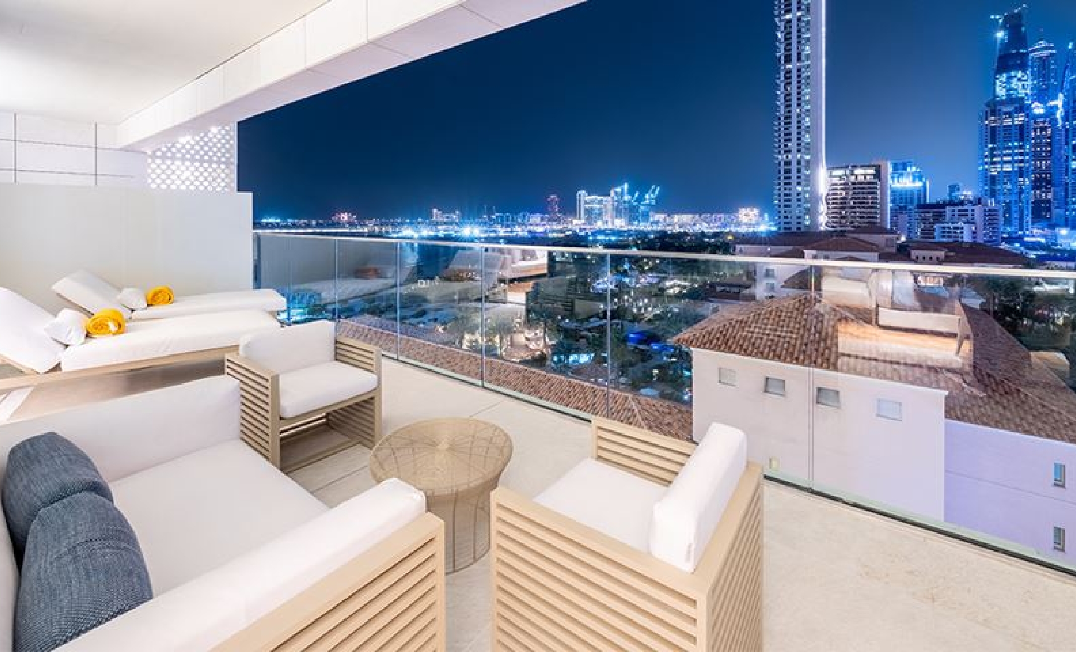 FIVE LUXE JBR Ultra-luxurious beachfront resort｜List Sotheby's ...