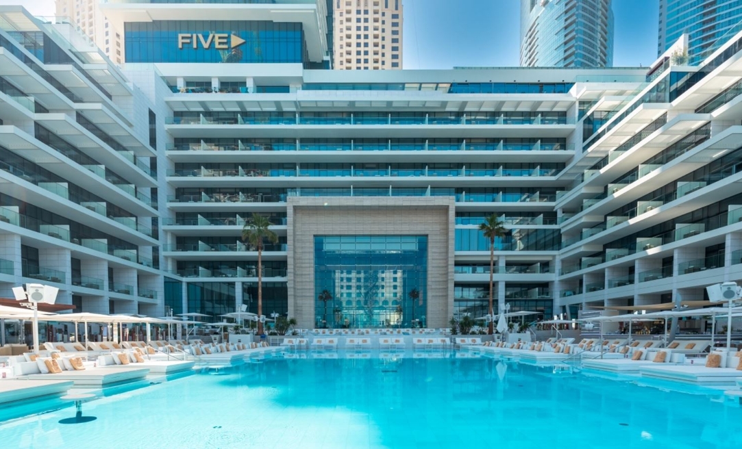 FIVE LUXE JBR Ultra-luxurious beachfront resort｜List Sotheby's ...